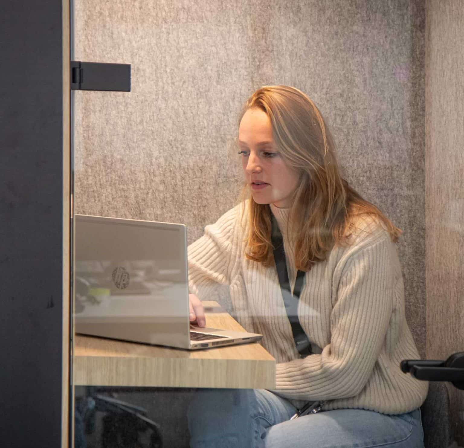 Probox Phone Booth - My office pod